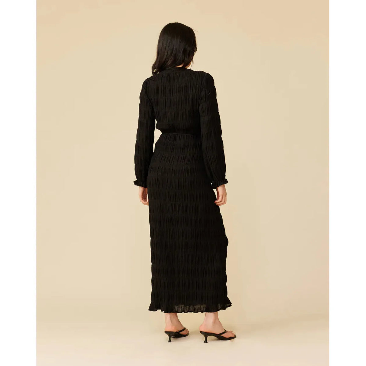 Black Long Sleeve Mirella Wrap – The Curvy Rental Boutique